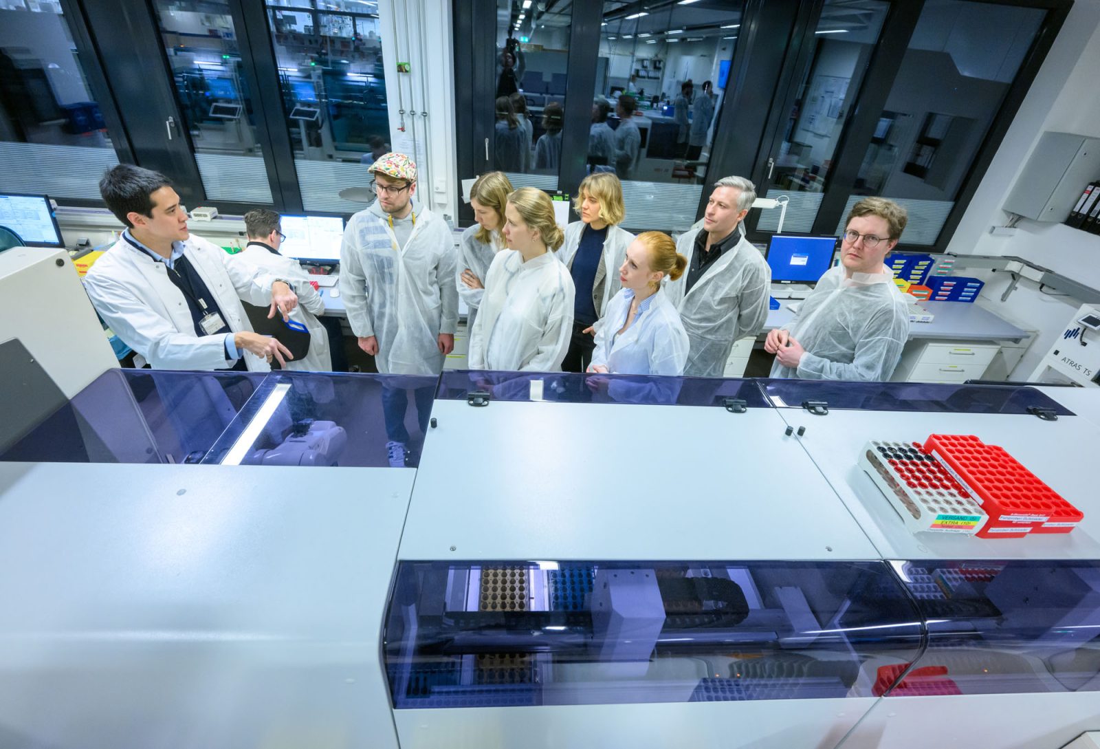 „Top 40 unter 40“ zu Besuch bei Labor Berlin - Labor Berlin